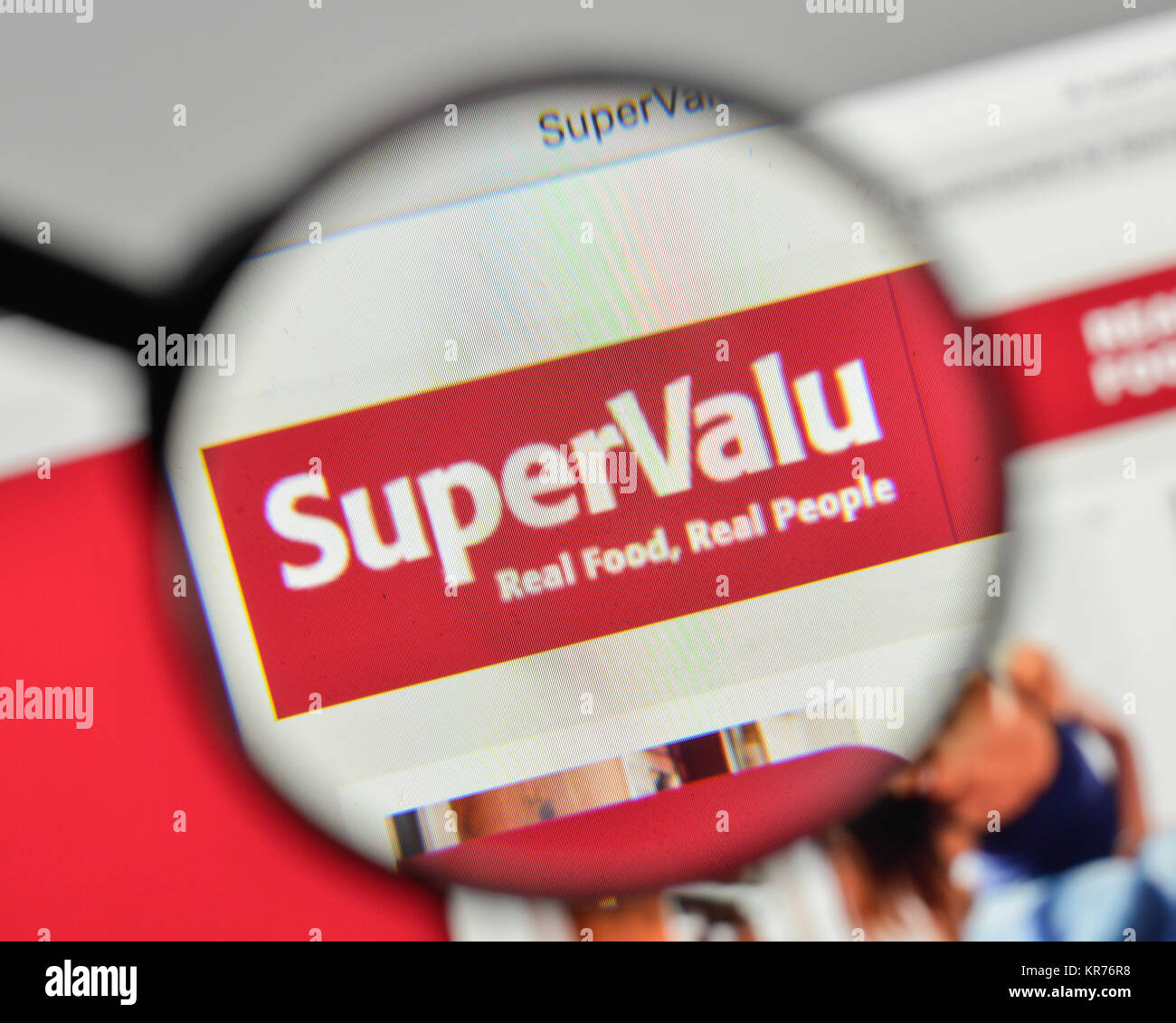 Milan, Italy - November 1, 2017: Supervalu logo on the website homepage Stock Photo - Alamy