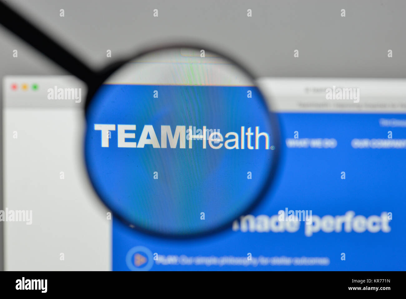 Team health holdings hi-res stock photography and images - Alamy