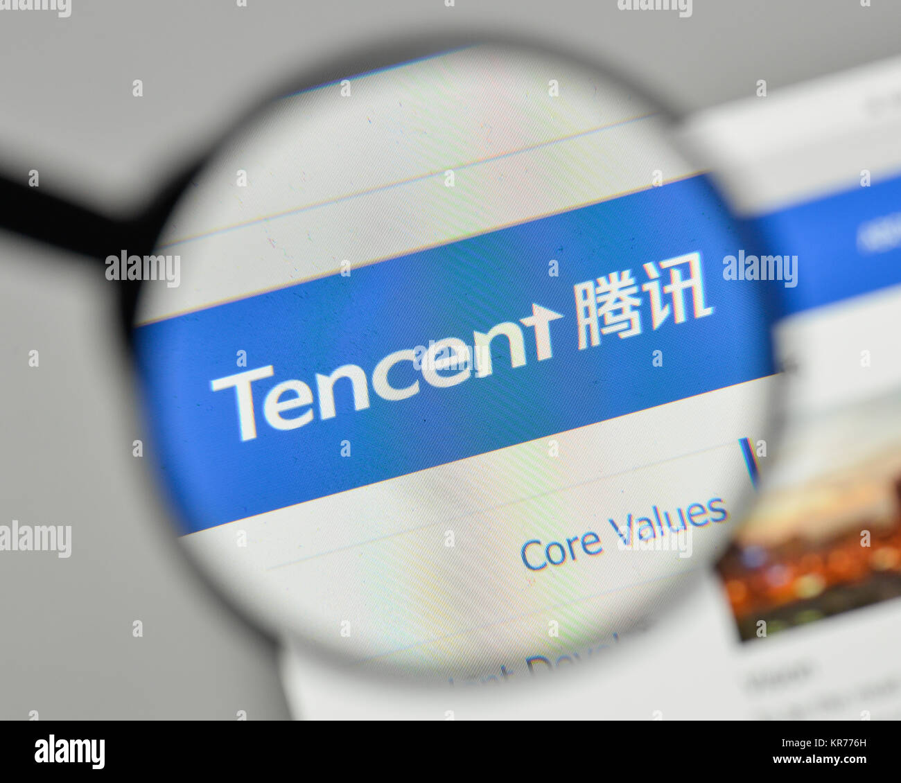 Tencent logo hi-res stock photography and images - Alamy
