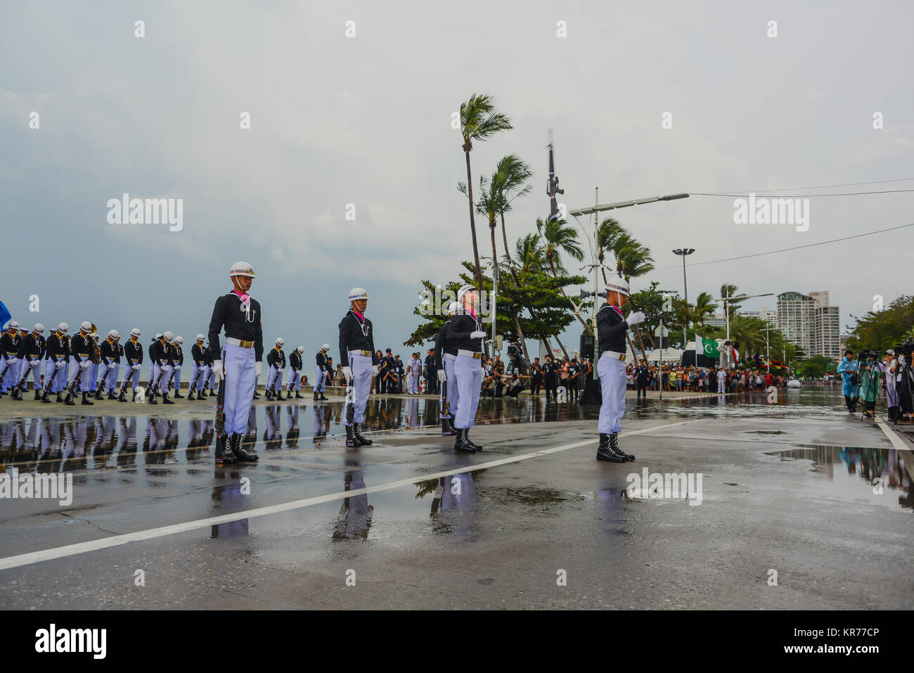 Navy drill team hi-res stock photography and images - Alamy