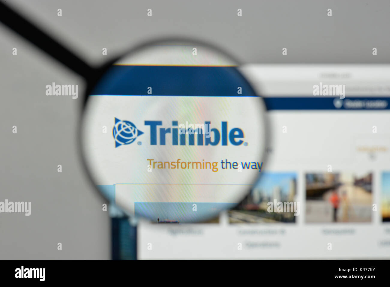 Trimble logo hi-res stock photography and images - Alamy