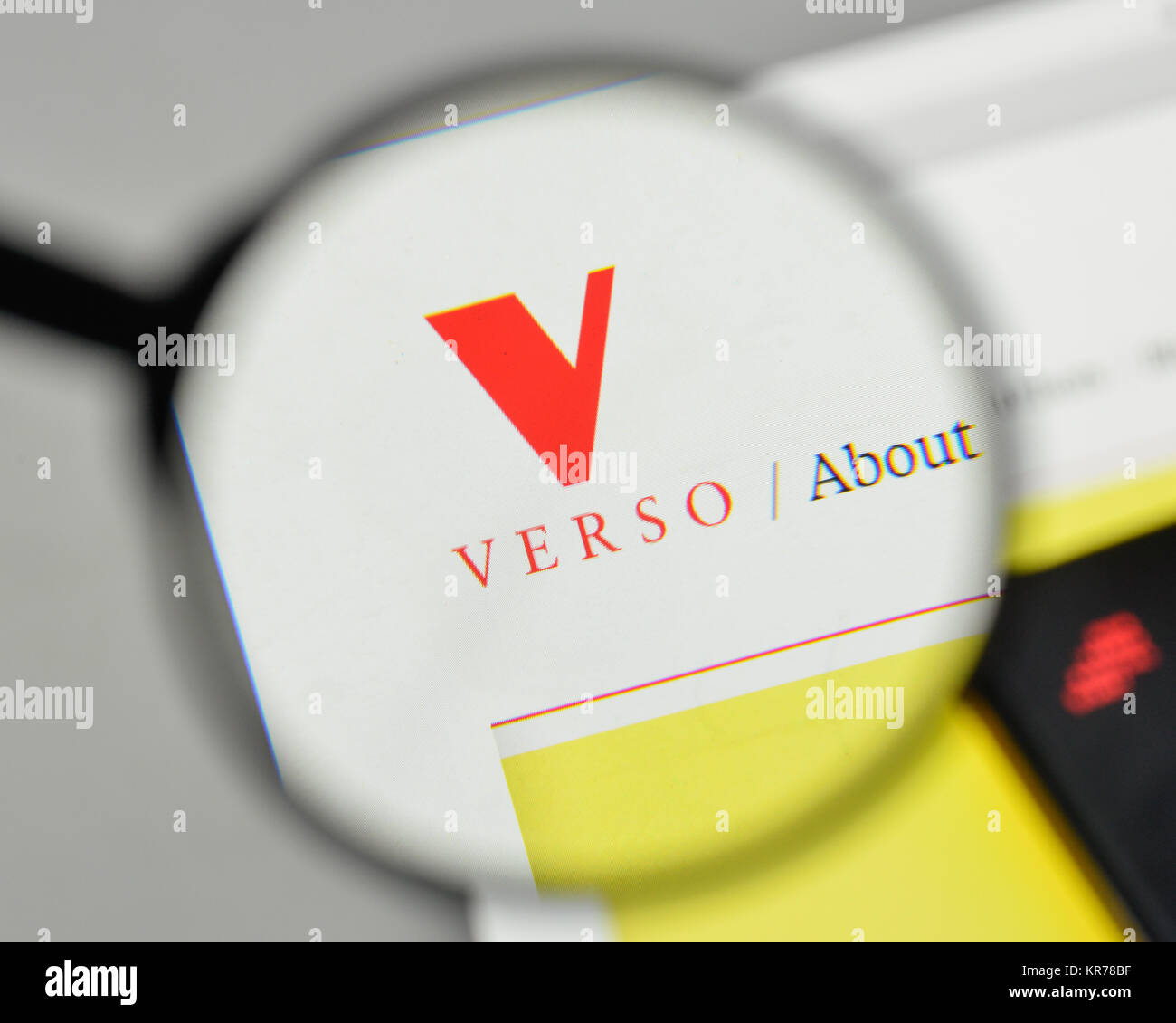 Symbol verso hi-res stock photography and images - Alamy