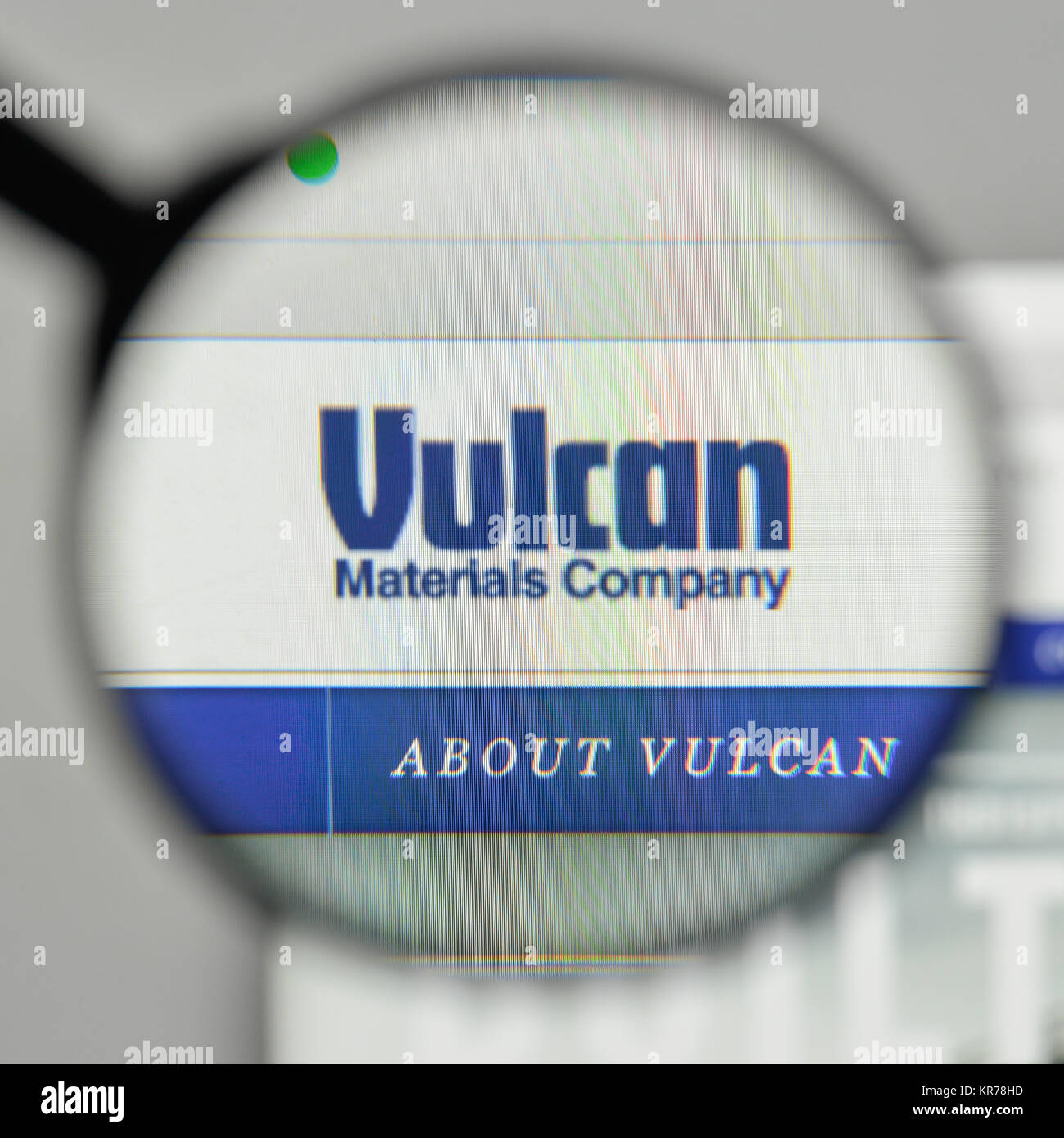 Vulcan materials logo hi-res stock photography and images - Alamy