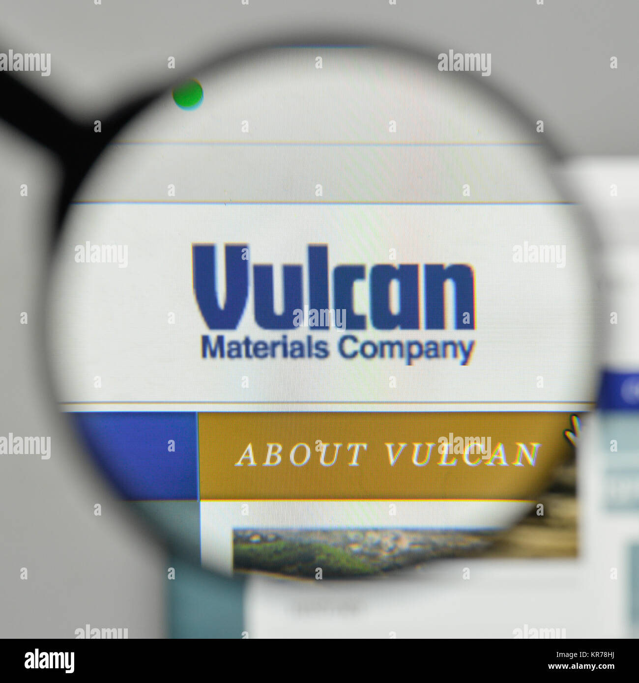 Milan, Italy - November 1, 2017: Vulcan Materials logo on the website ...