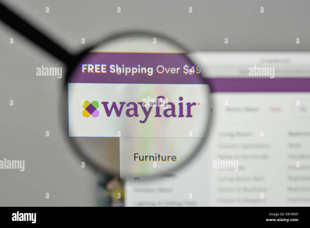 Wayfair logo hi-res stock photography and images - Alamy