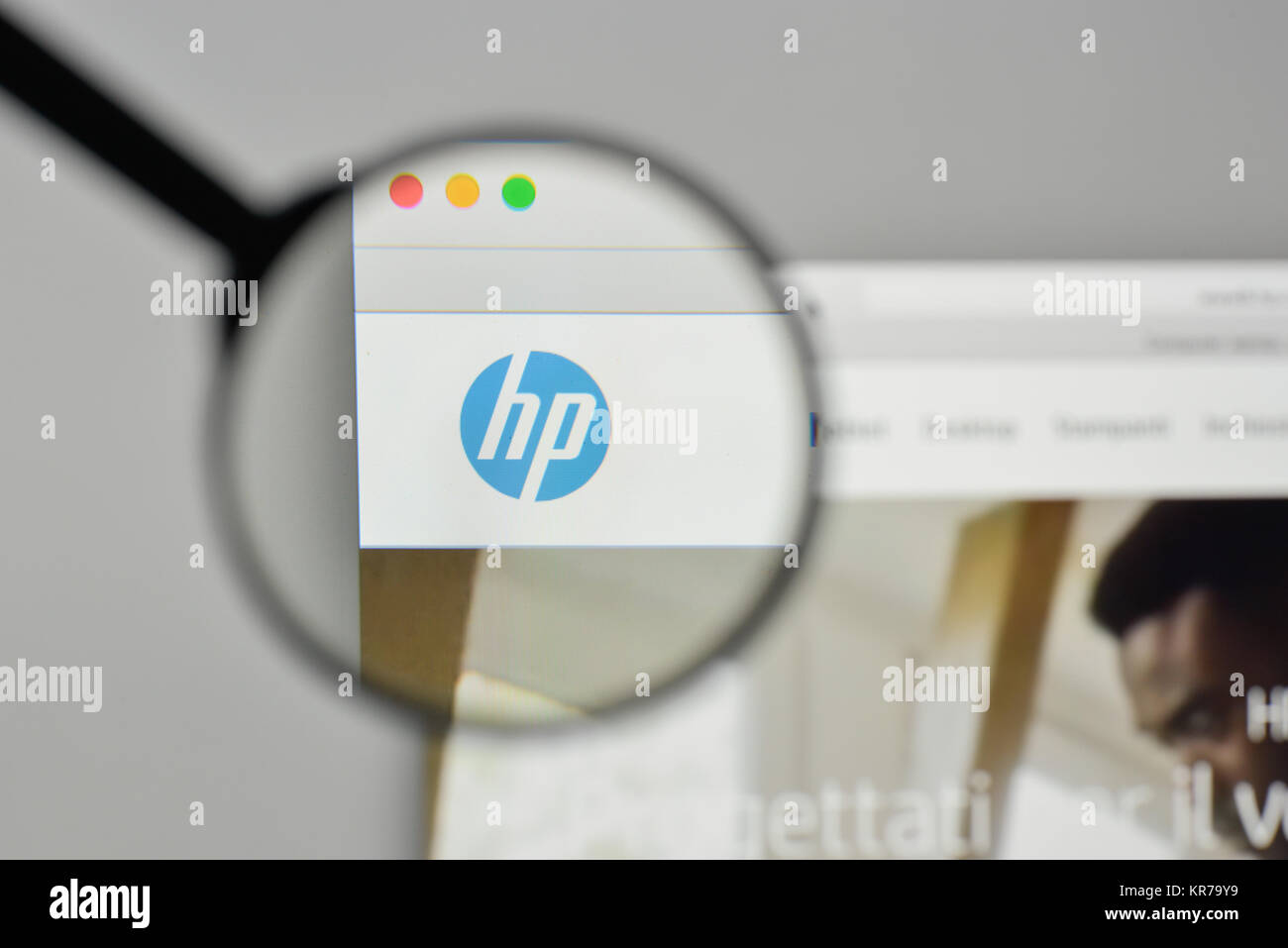 Hp logo hi-res stock photography and images - Alamy
