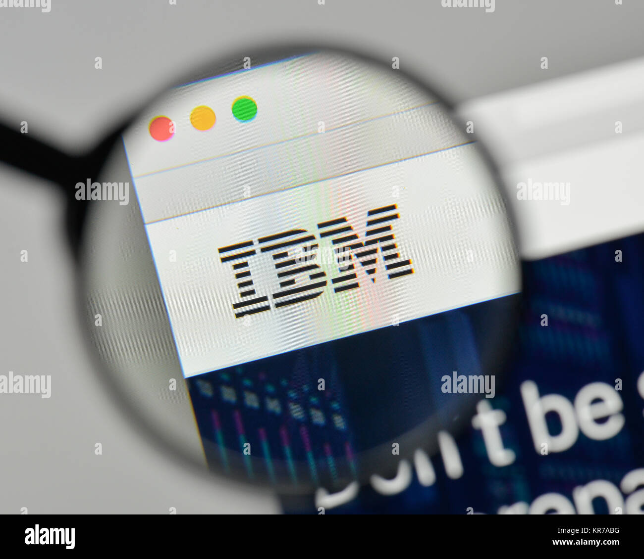 Ibm logo 2017 hi-res stock photography and images - Alamy