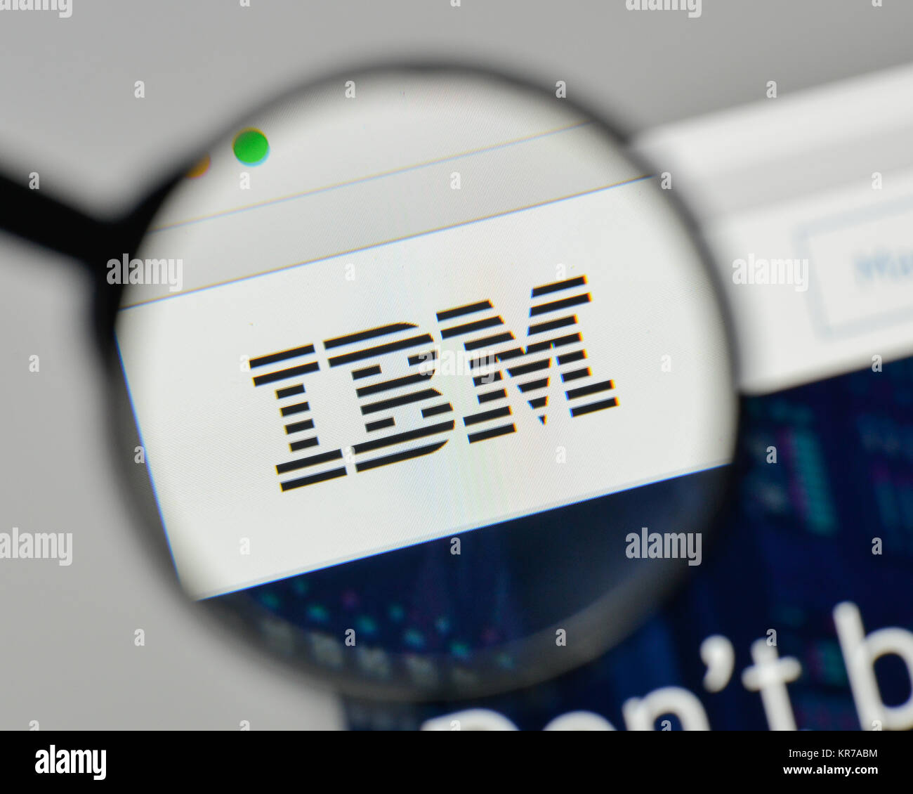 Ibm logo 2017 hi-res stock photography and images - Alamy