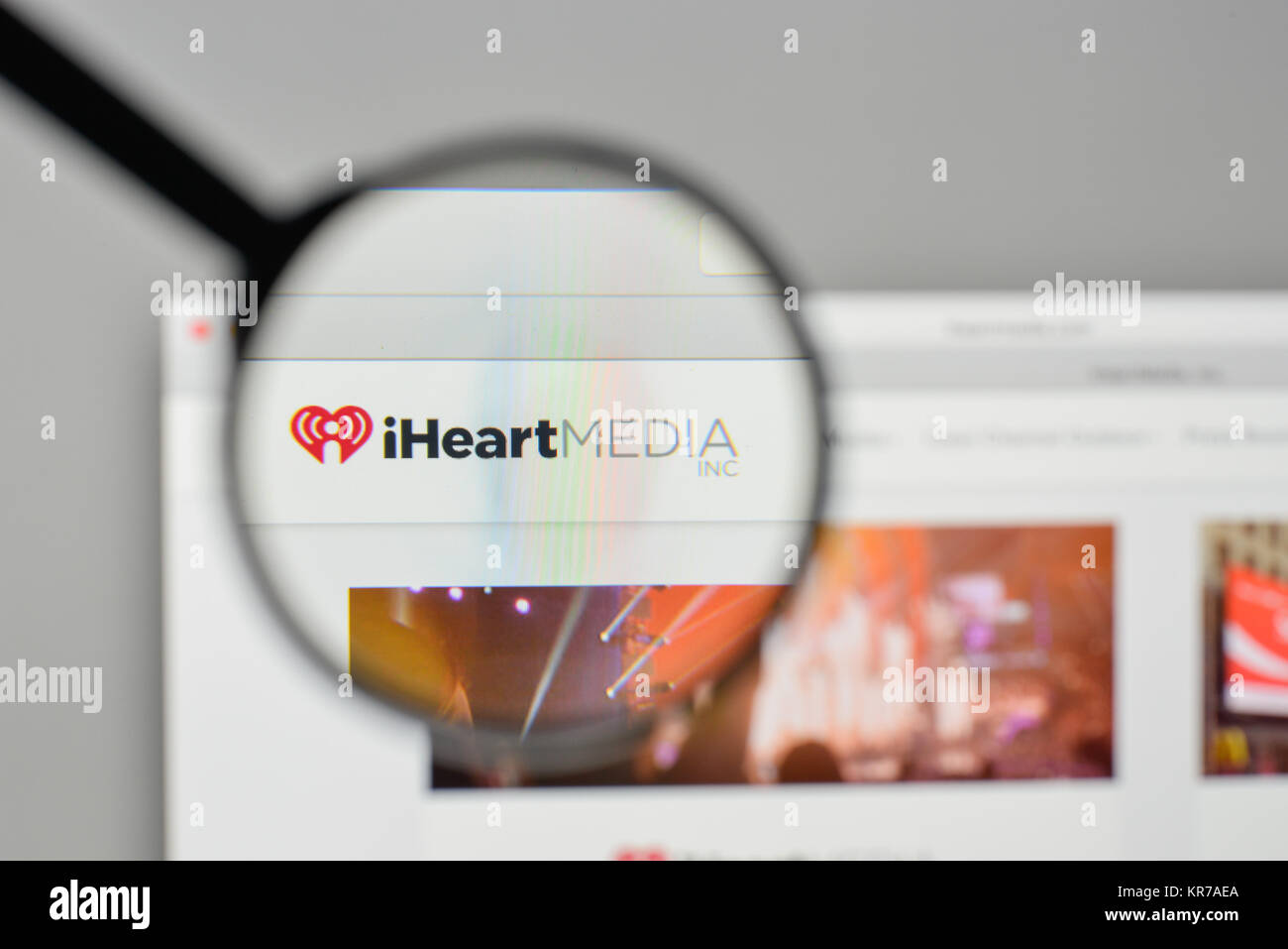 Iheart media logo hi-res stock photography and images - Alamy