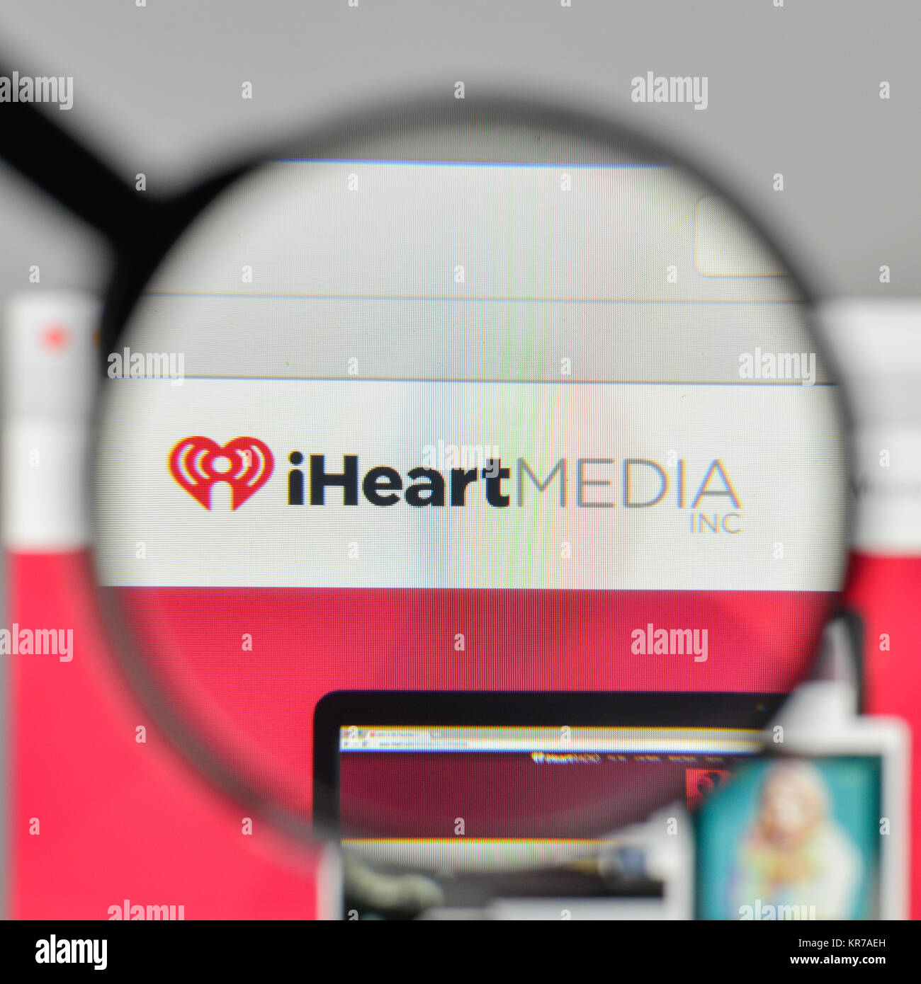 Iheart media logo hi-res stock photography and images - Alamy