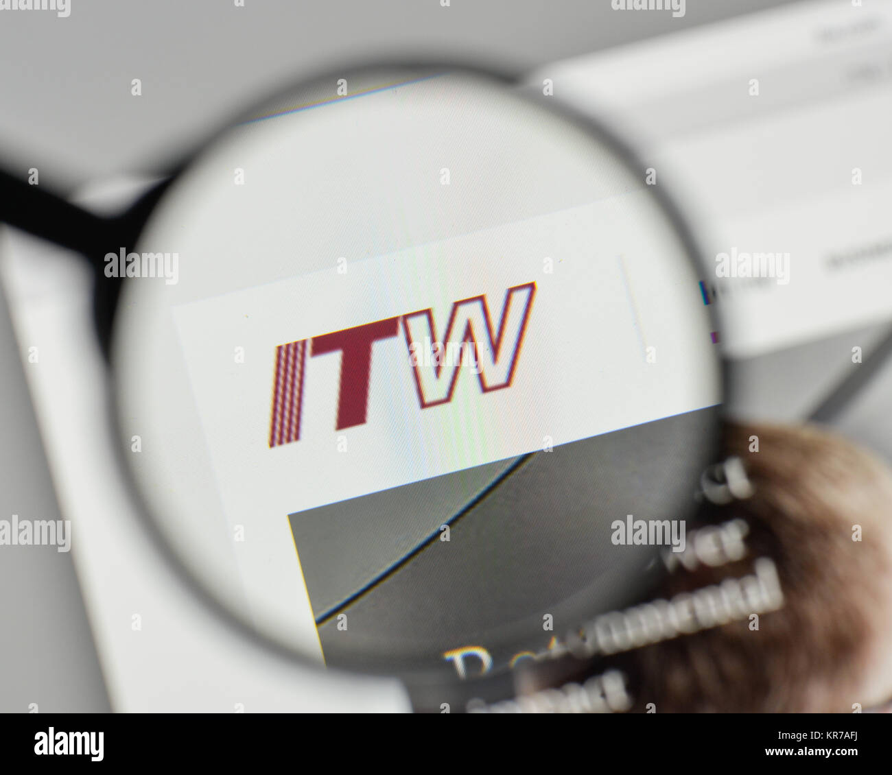 Illinois tool works hi-res stock photography and images - Alamy