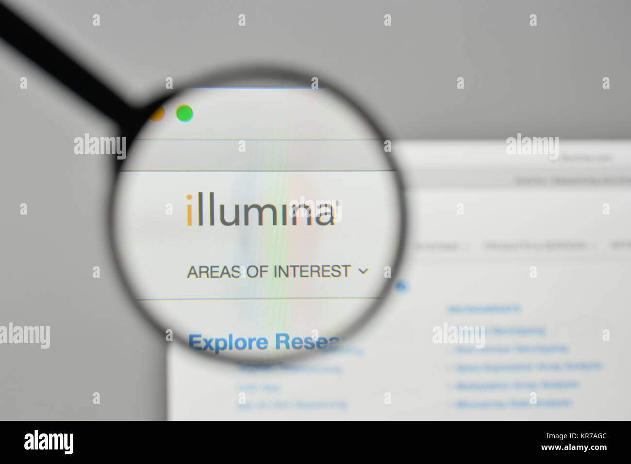 Illumina logo hi-res stock photography and images - Alamy