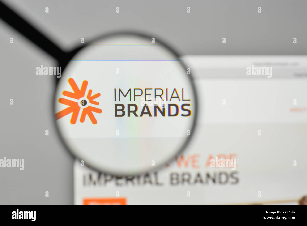 Imperial brands logo hi-res stock photography and images - Alamy
