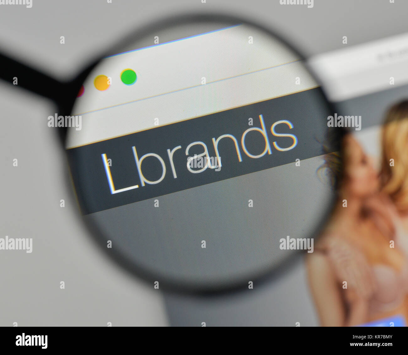 L brands hi-res stock photography and images - Alamy