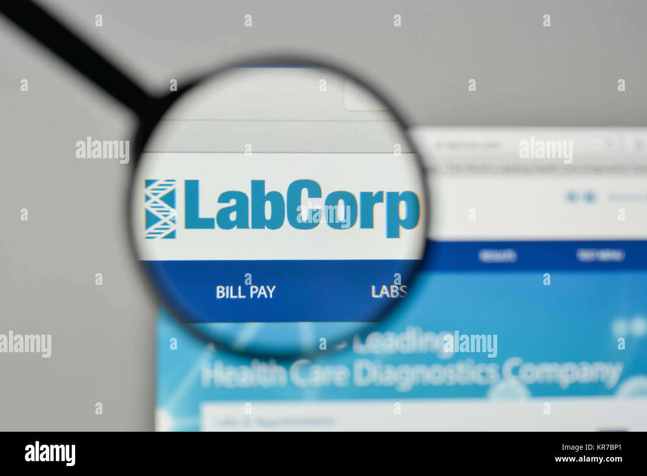 Laboratory corporation america hi-res stock photography and images - Alamy