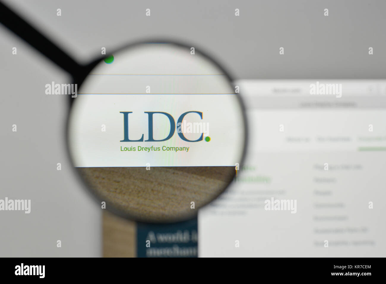 Louis dreyfus logo hi-res stock photography and images - Alamy