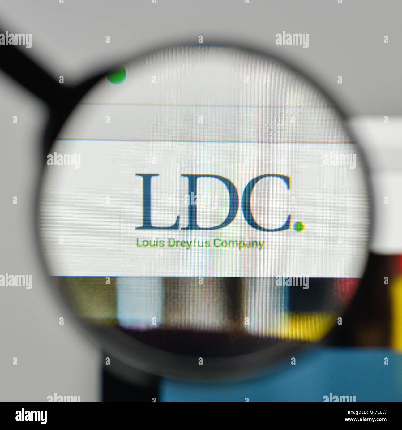 Louis dreyfus logo hi-res stock photography and images - Alamy