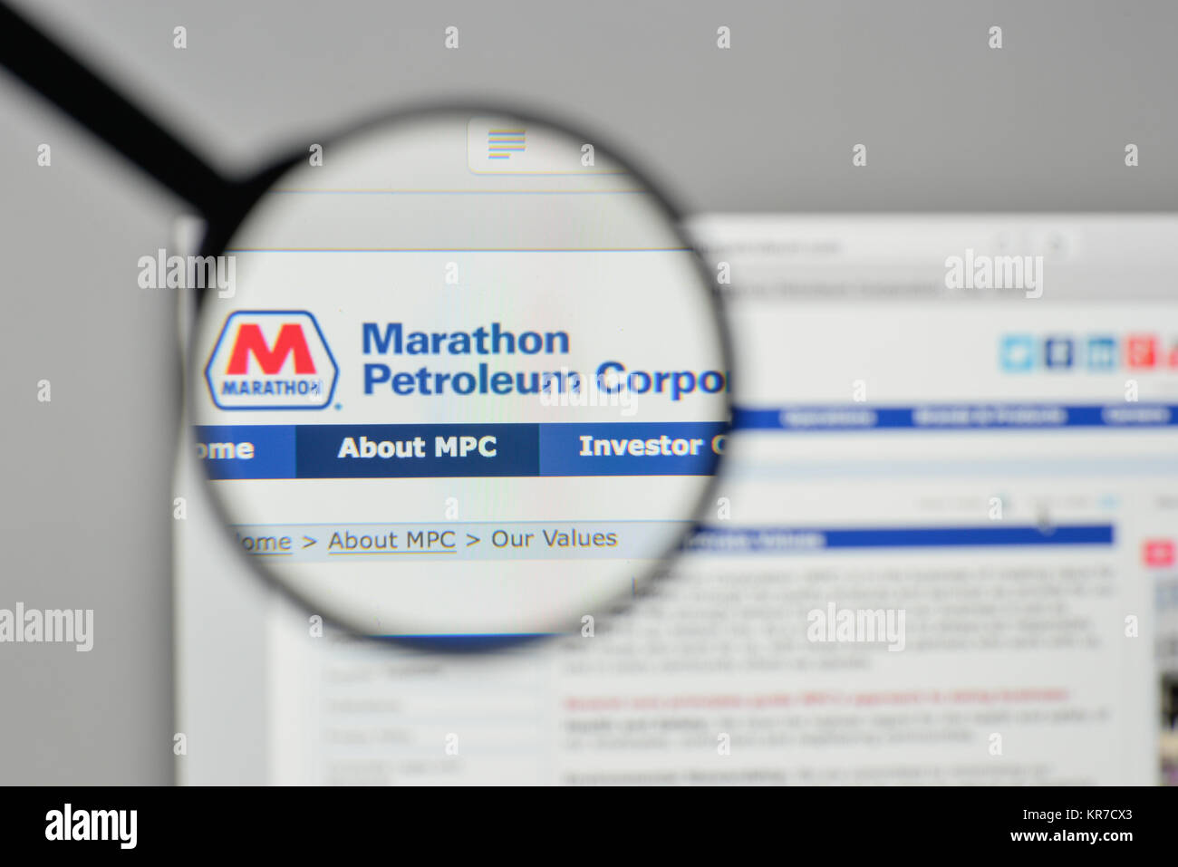 Marathon petroleum logo hi-res stock photography and images - Alamy
