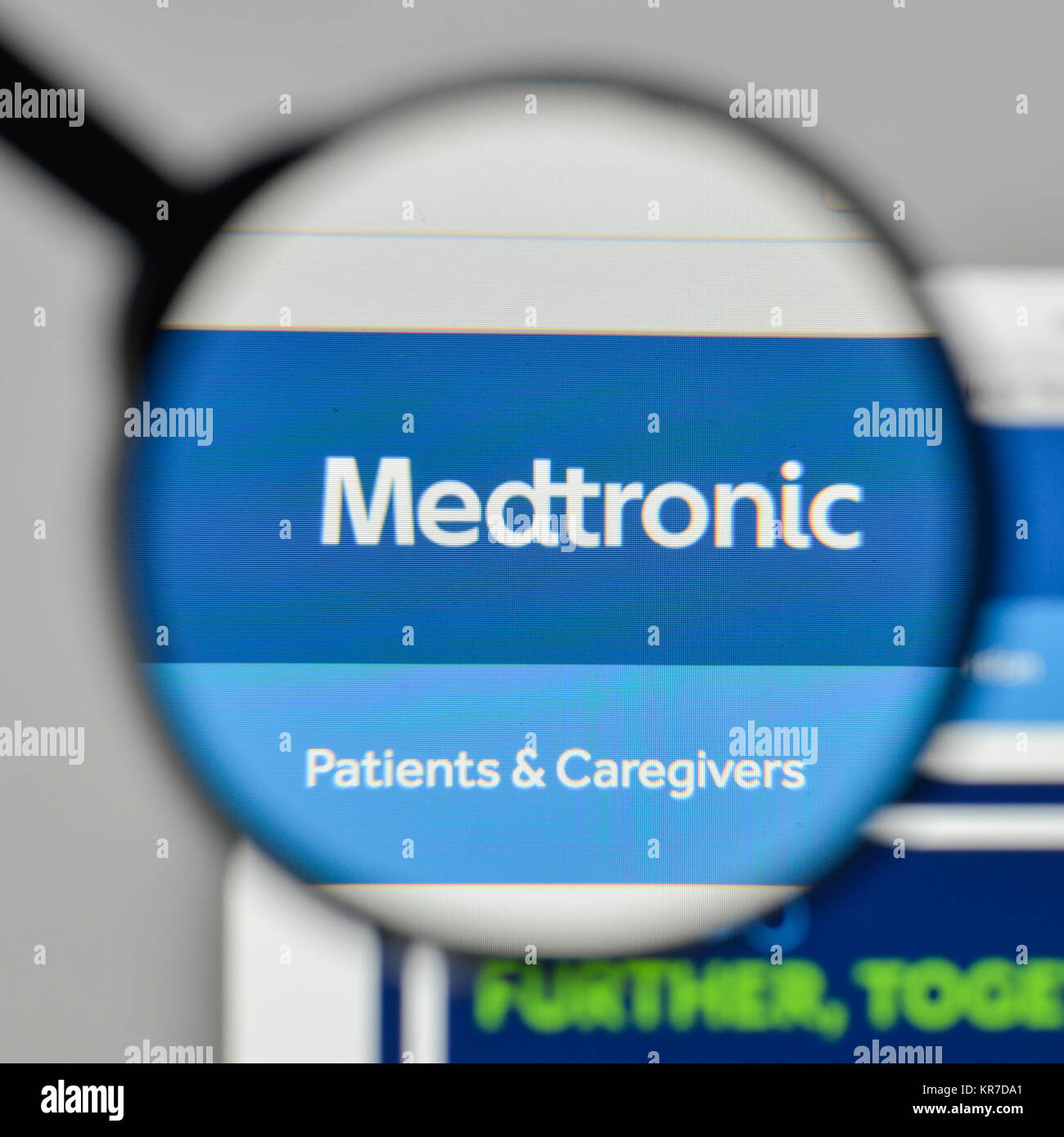 Medtronic logo hi-res stock photography and images - Alamy