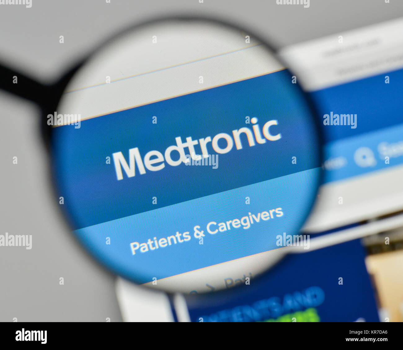Medtronic logo hi-res stock photography and images - Alamy