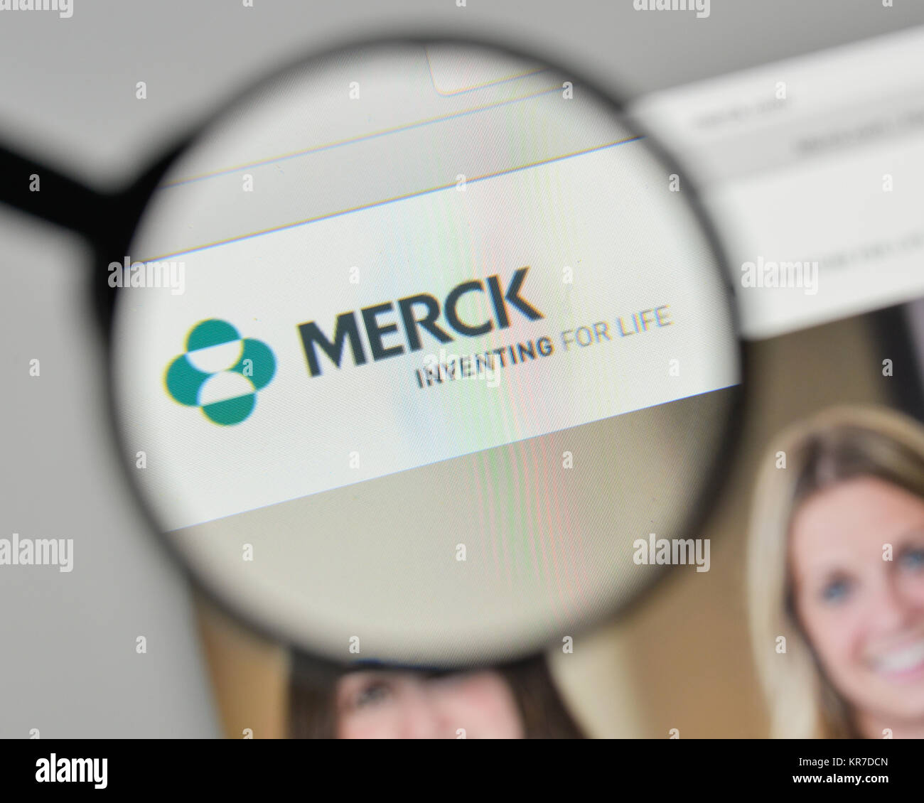 Merck Logo Stock Photos & Merck Logo Stock Images - Alamy