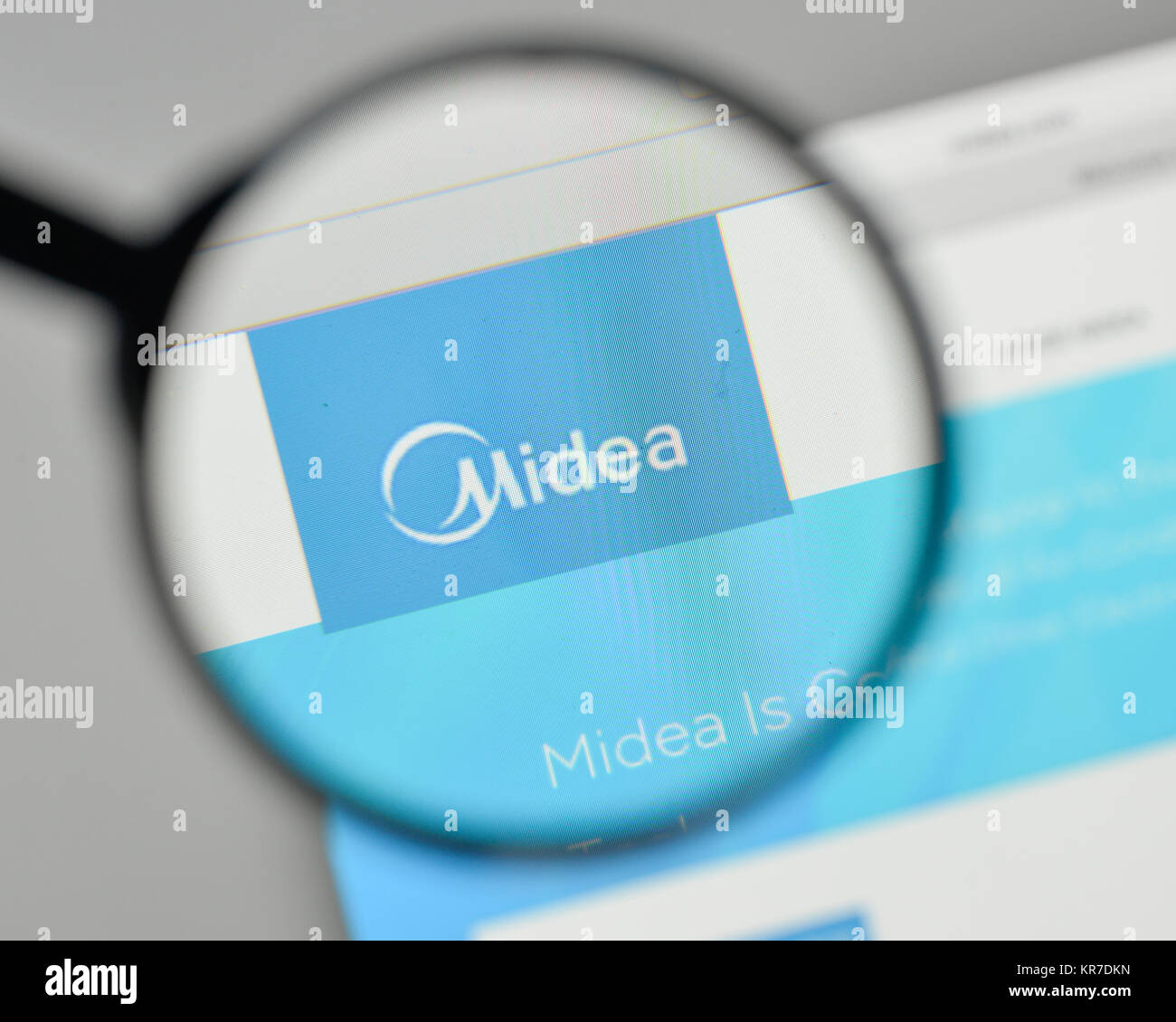 Midea hi-res stock photography and images - Alamy