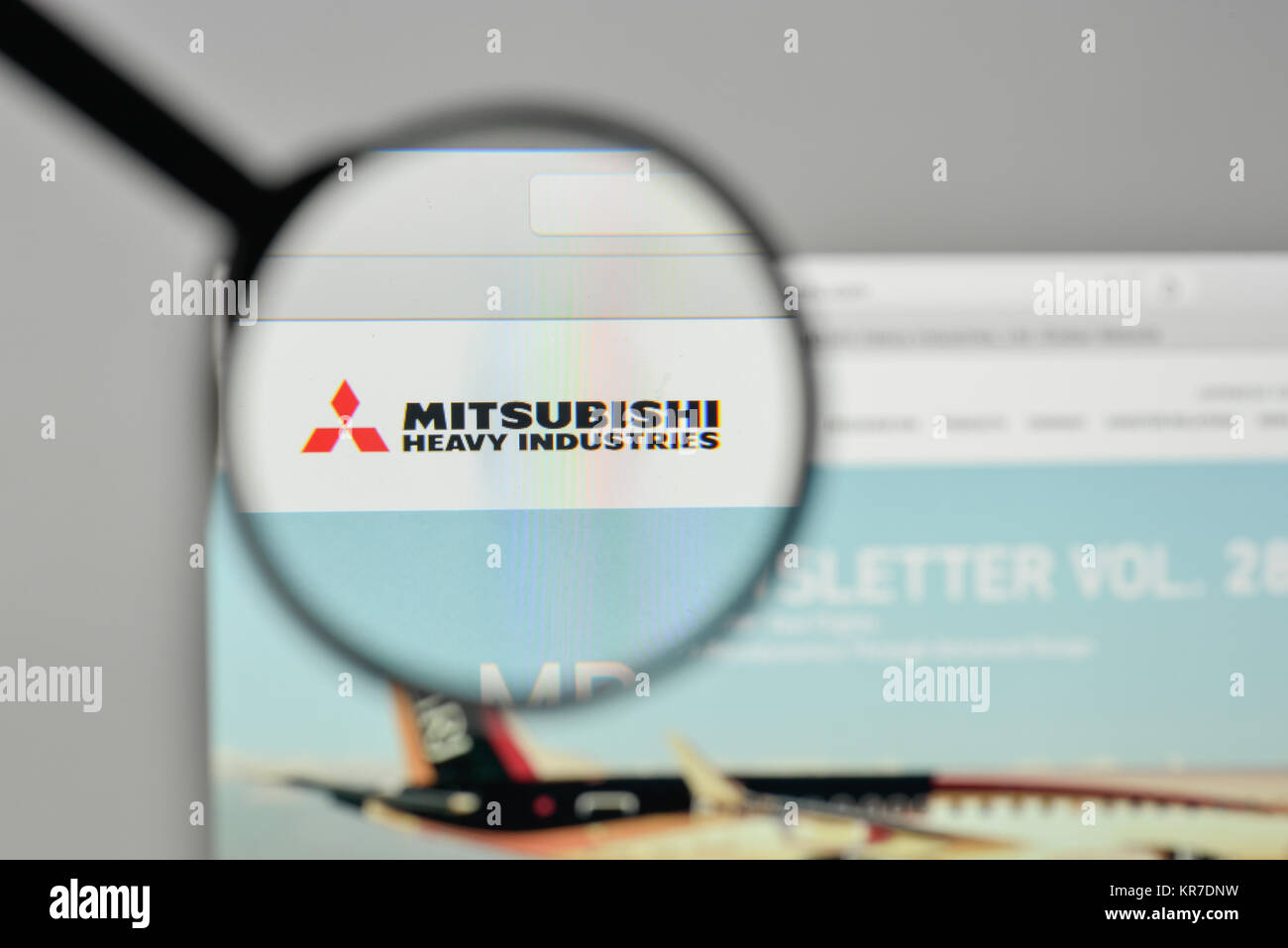 Mitsubishi heavy industries logo hi-res stock photography and images ...
