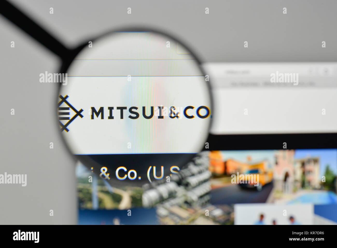 Mitsui logo hi-res stock photography and images - Alamy