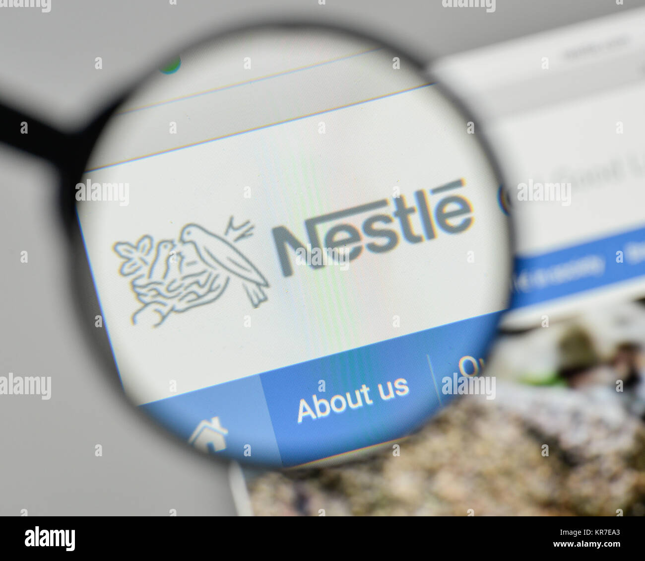 Nestle emblem hi-res stock photography and images - Alamy