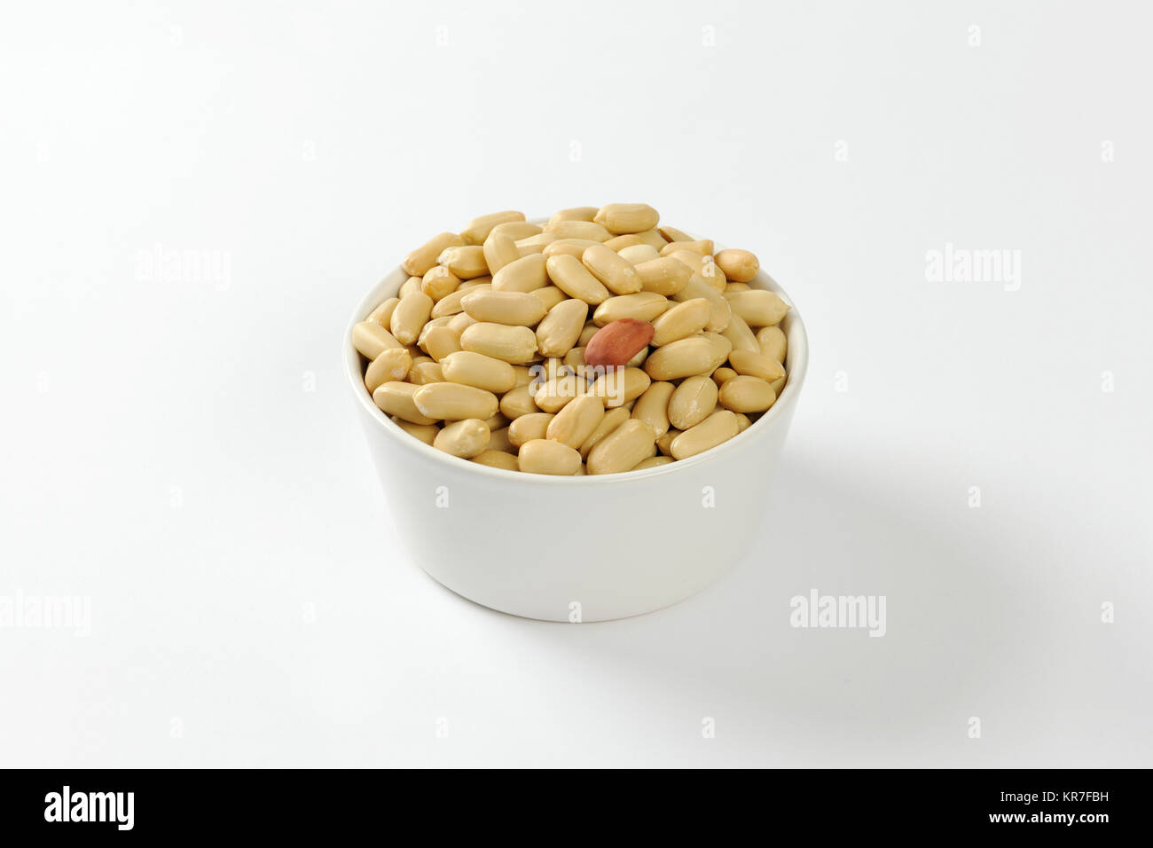 Unsalted shelled peanuts Stock Photo - Alamy