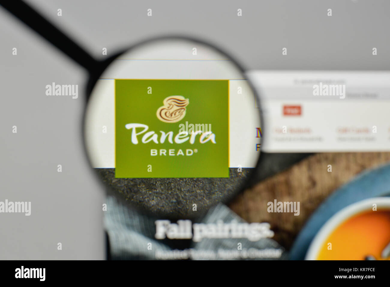 Panera bread logo hi-res stock photography and images - Alamy