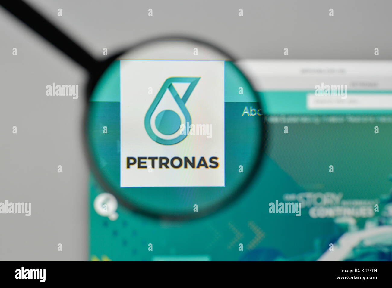 Petronas logo hi-res stock photography and images - Alamy