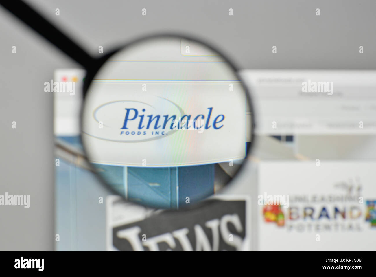 Milan, Italy - November 1, 2017: Pinnacle Foods logo on the website ...
