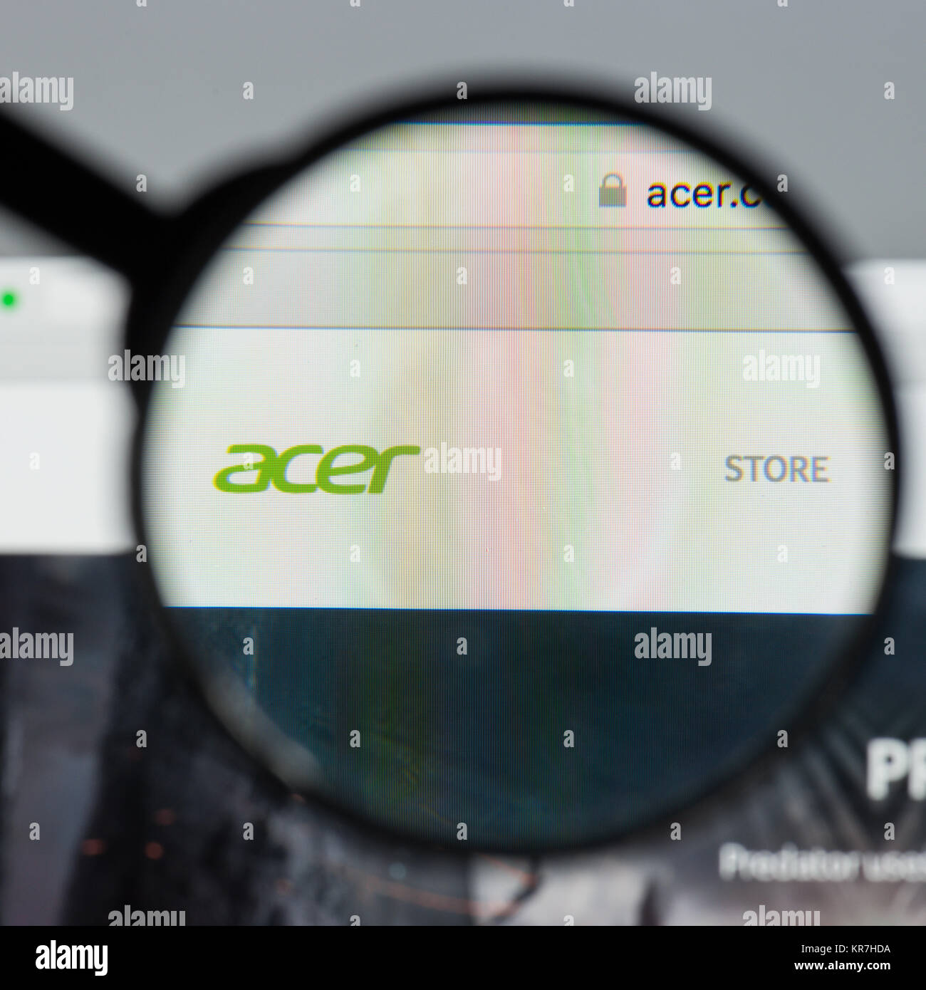 In acer laptop hi-res stock photography and images - Alamy