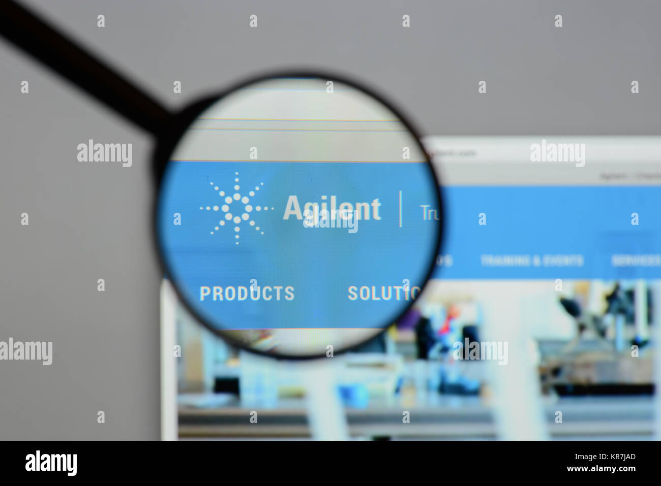 Agilent logo hi-res stock photography and images - Alamy