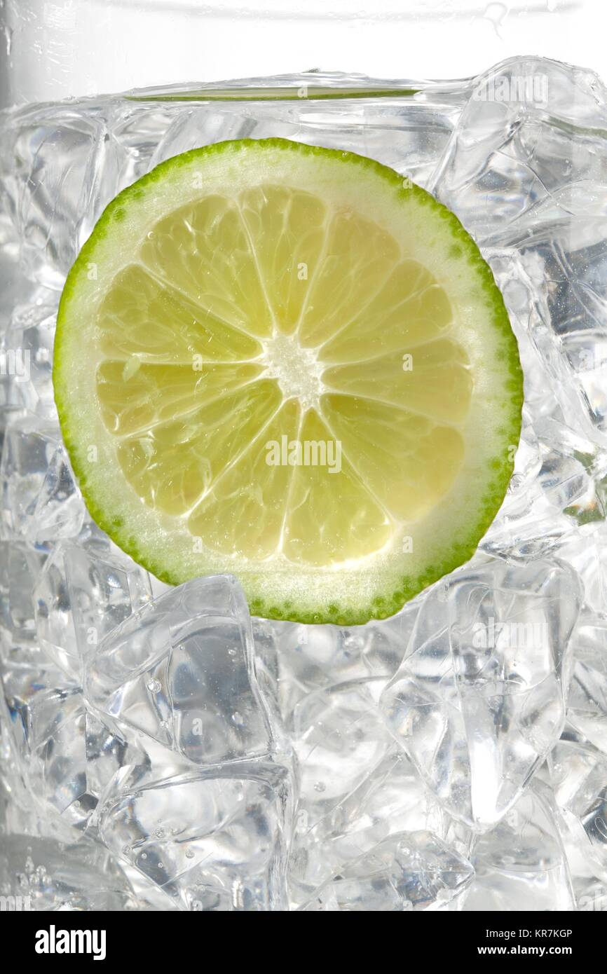 view of lemon slice in ice cubes Stock Photo - Alamy