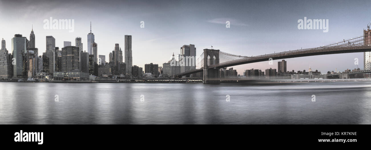 Manhattan skyline with Brooklyn Bridge - HDR image Stock Photo - Alamy