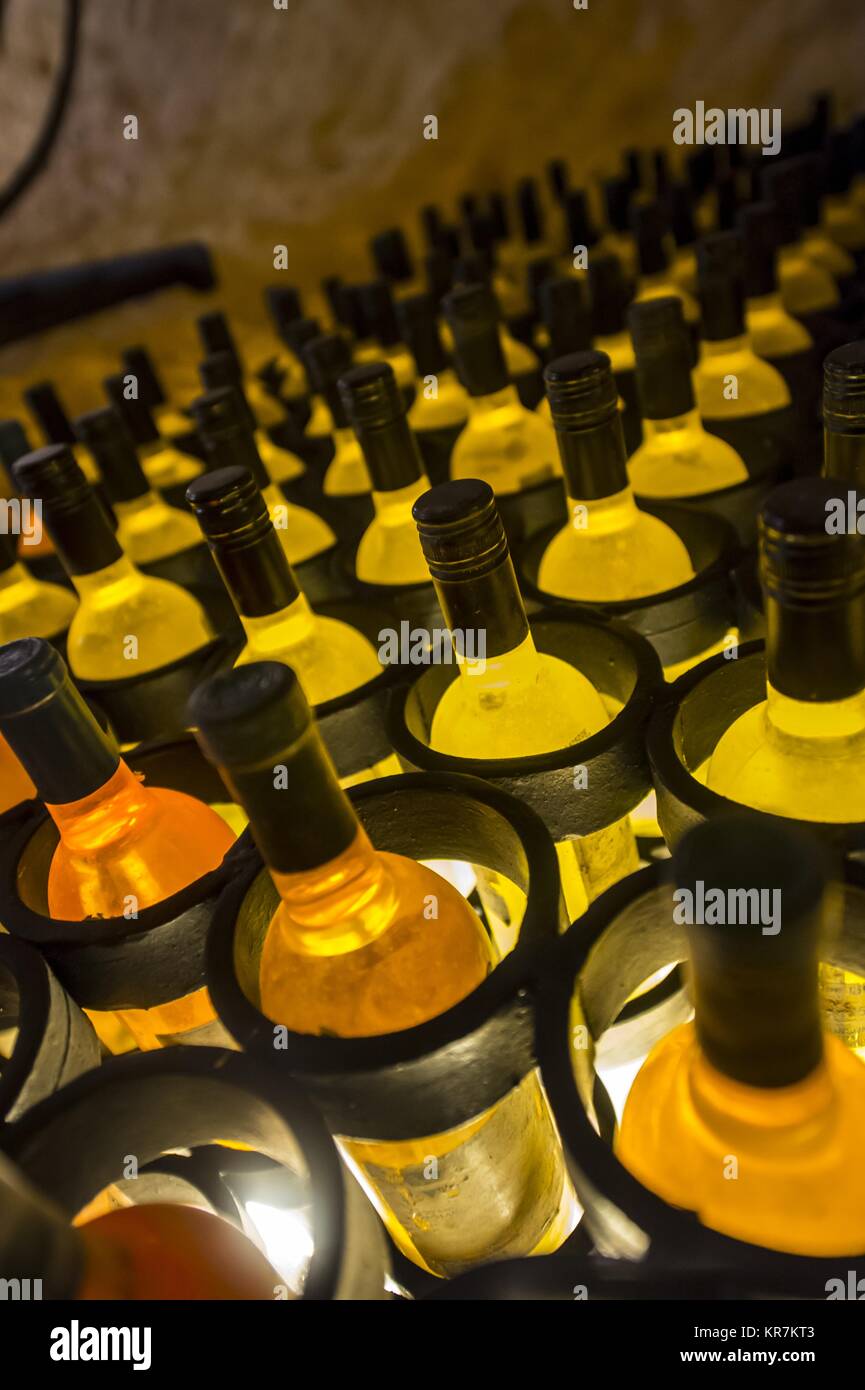 Iron racks hi-res stock photography and images - Alamy