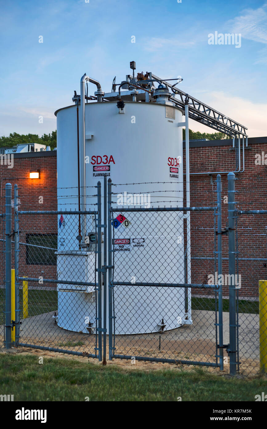 Flammable contents hi-res stock photography and images - Alamy