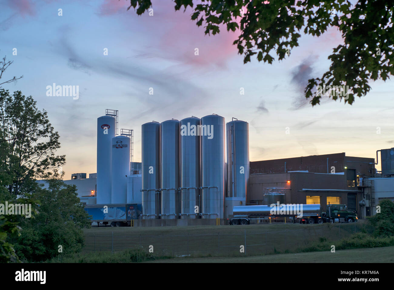 Manufactory horizon hi-res stock photography and images - Alamy