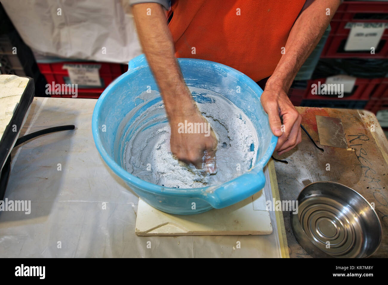 Mixing plaster sculptor hi-res stock photography and images - Alamy
