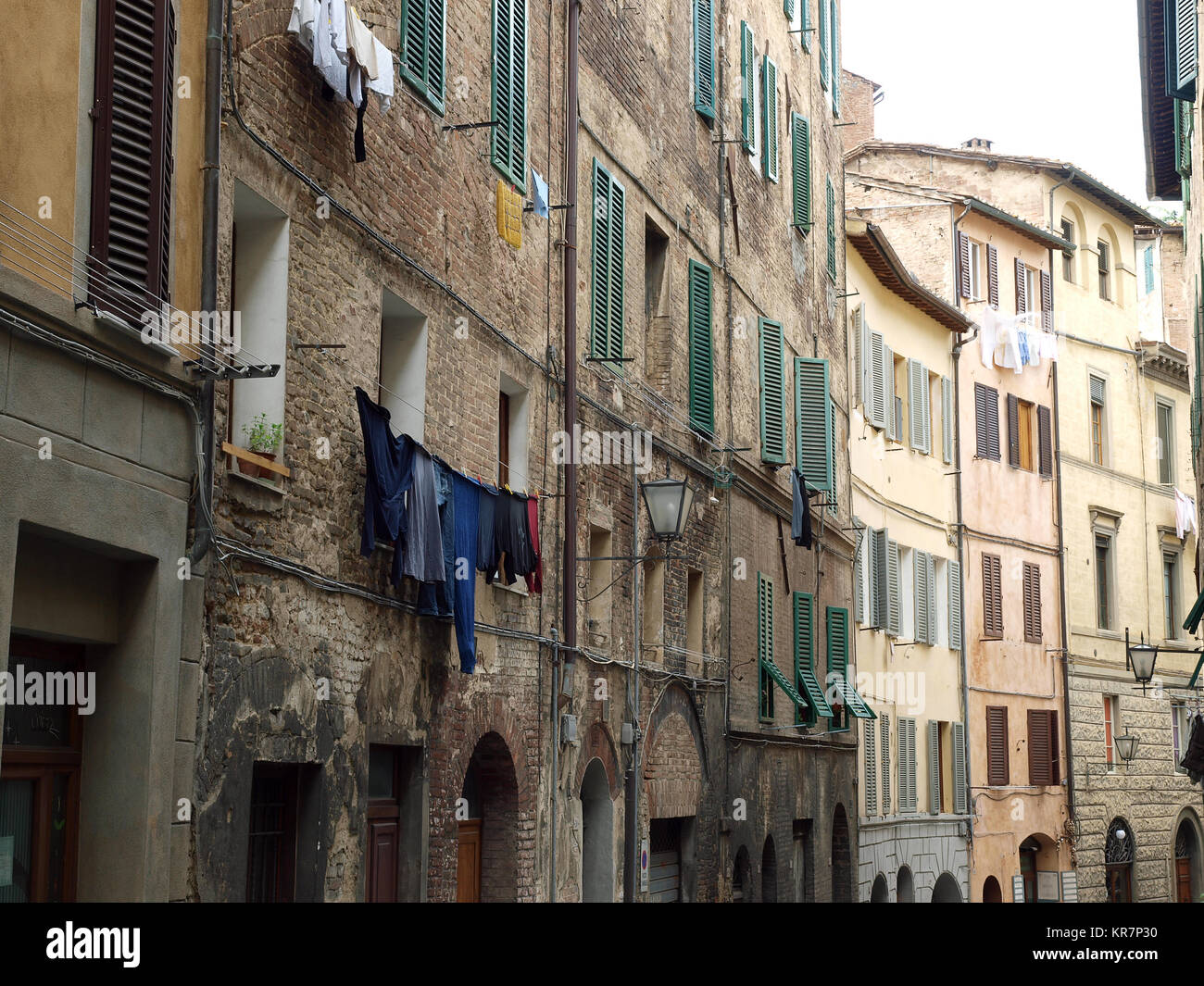 Siena - the medieval climate and characteristic colours Stock Photo - Alamy
