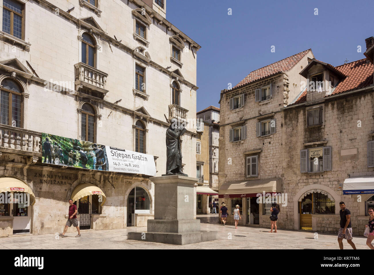SPLIT, CROATIA - AUGUST 11 2017: Fruits square and its ancient building ...