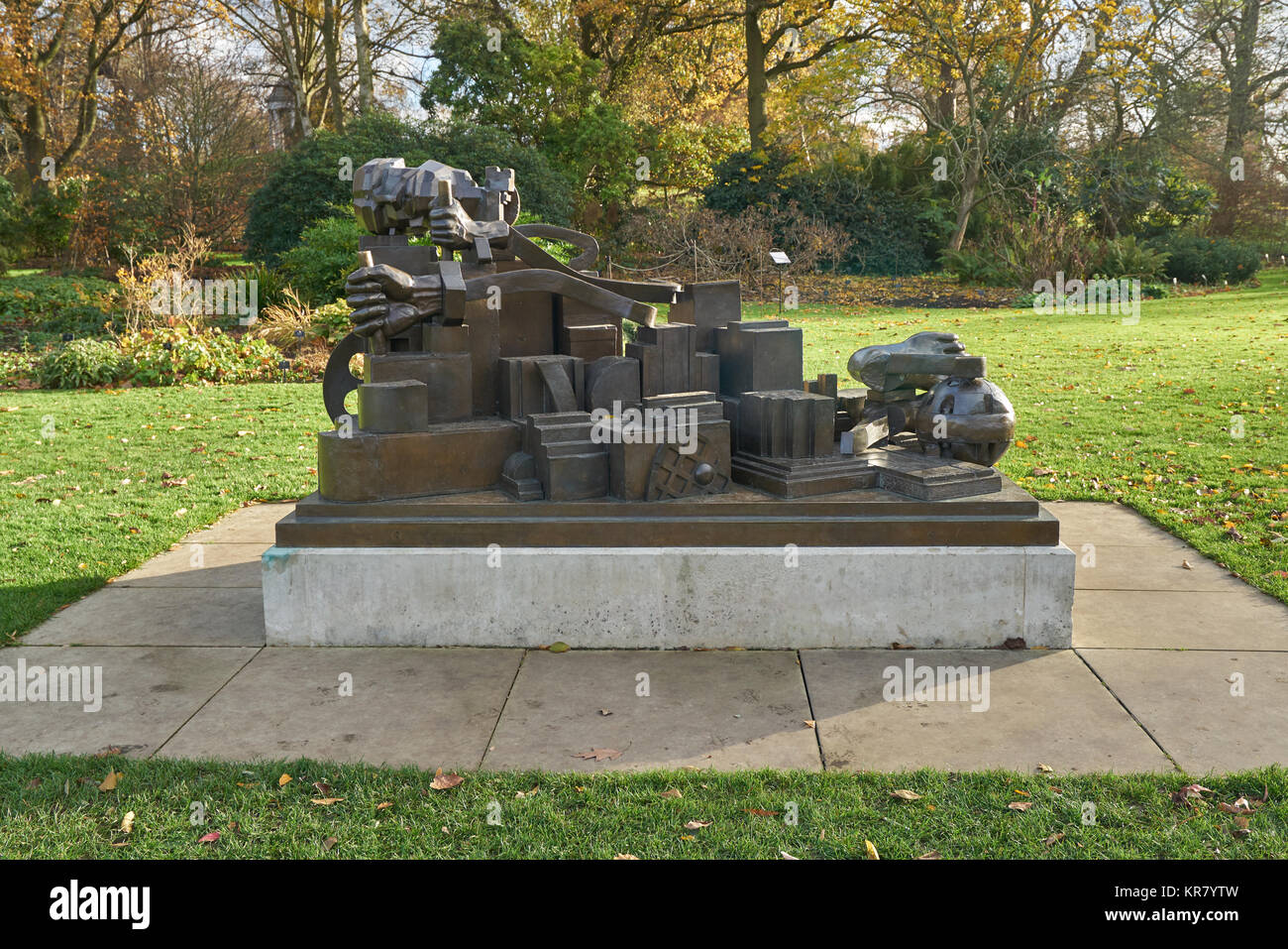 Paolozzi sculpture hi-res stock photography and images - Alamy
