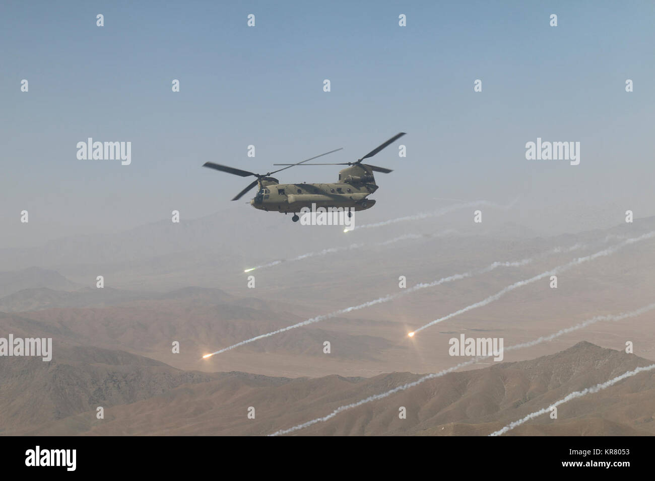 A U.S. CH-47 Chinook helicopter, Bravo Company, 1st Battalion (General ...
