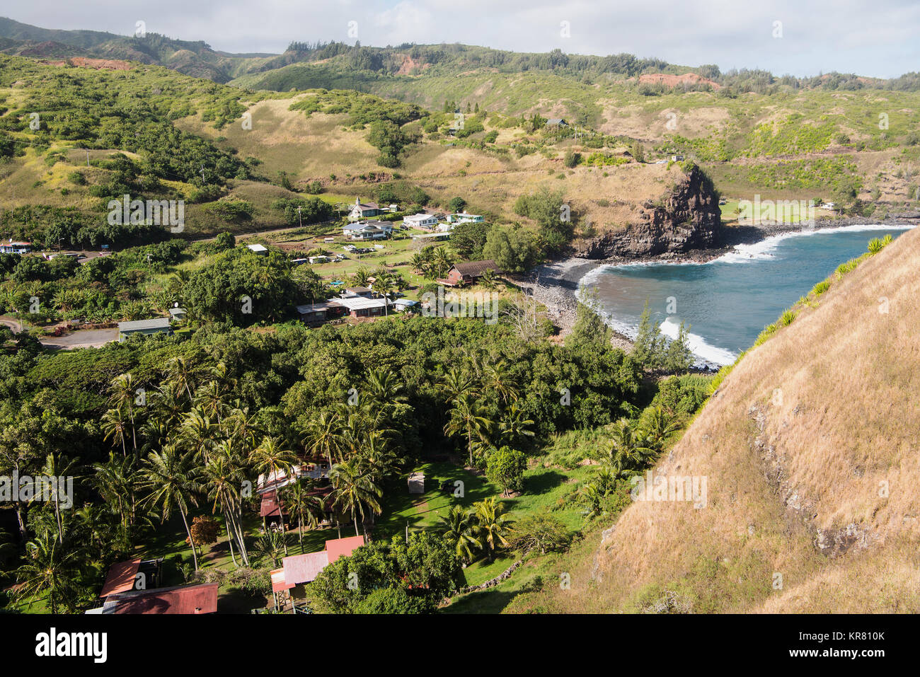 The remote Kahakuloa village and bay as seen from the back of Kahakuloa ...