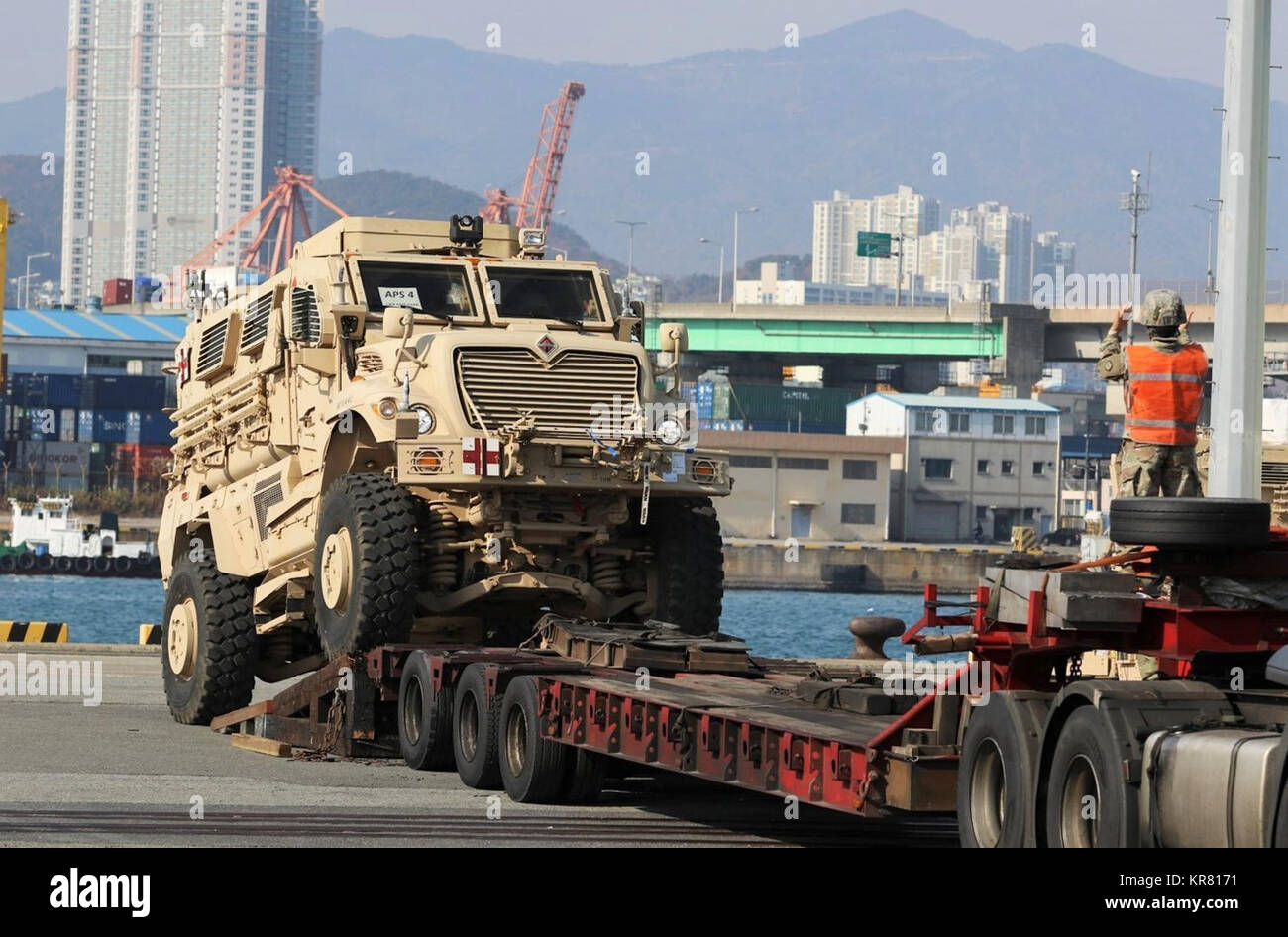 498th combat sustainment support battalion hi-res stock photography and ...
