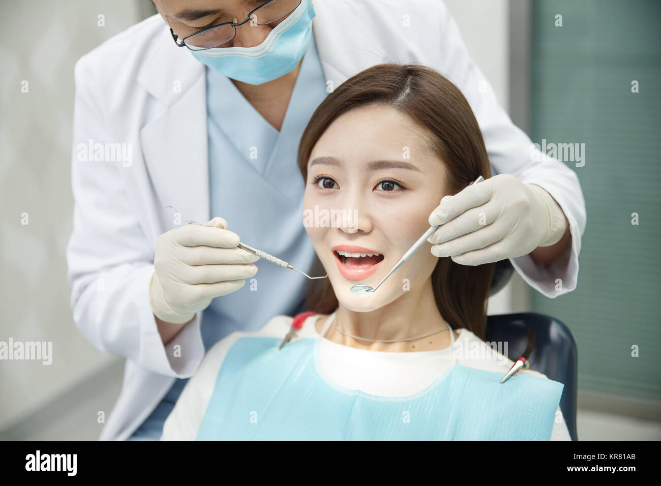 Asian female doctor open hi-res stock photography and images - Alamy