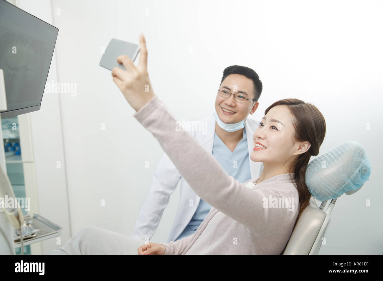 Mobile Dentist High Resolution Stock Photography and Images - Alamy