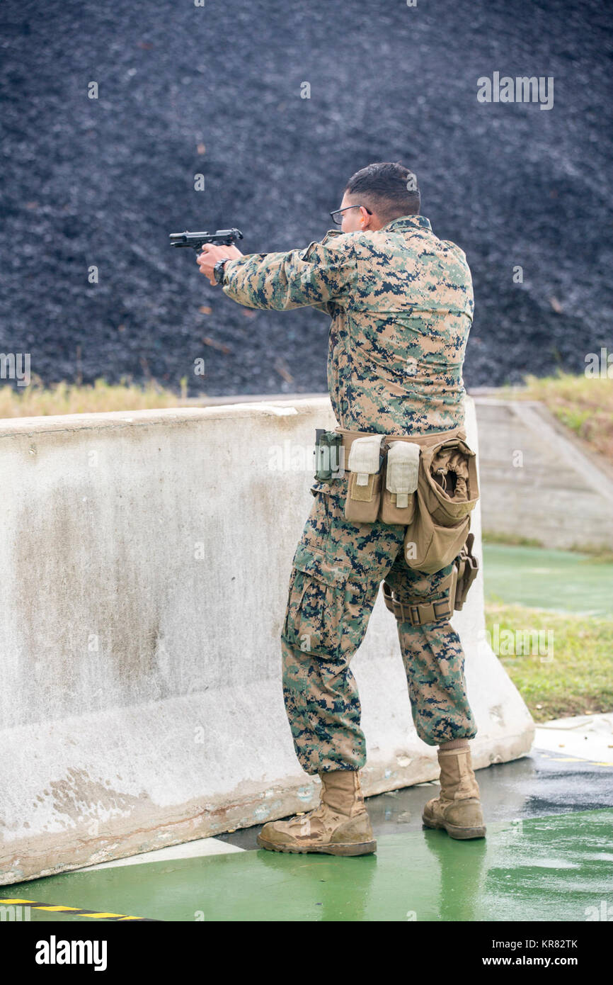 Marine corps air facility quantico hi-res stock photography and images ...